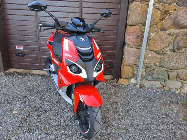 Sarkans Peugeot Speedfight 2023 Paide, ar dzinēja tilpumu 49.00 L un nobraukumu 5 tūkst. km par 2690 €, foto 8 vietnē AUTOMOTO.COM.LV