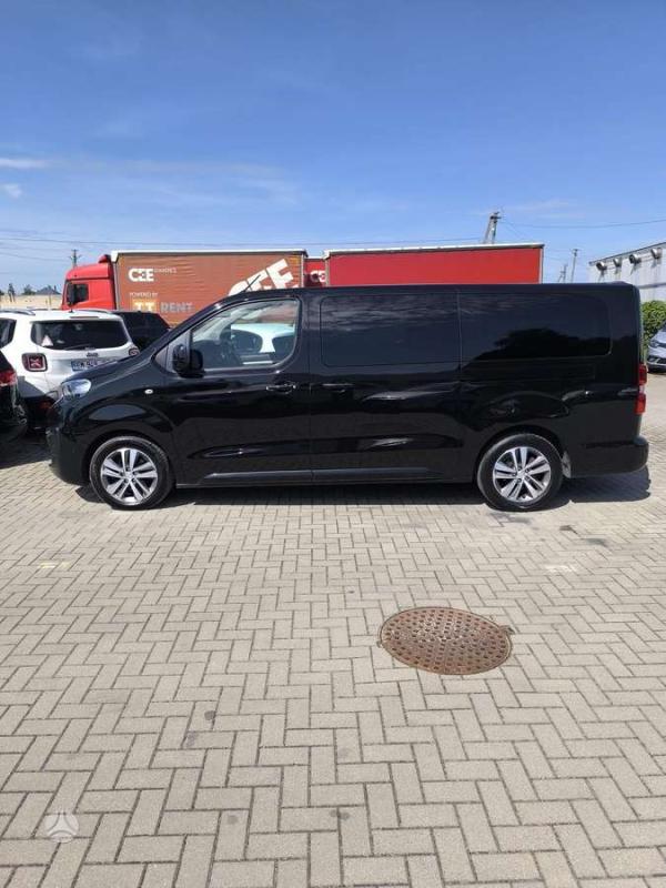 Black Peugeot Traveller 2019 in Taurage, with an engine capacity of 2.00 L and mileage of 309 thousand km for 17500 €, photo 5 on AUTOMOTO.COM.LV