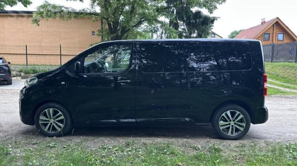 Melns Peugeot Traveller 2017 Rīga, ar dzinēja tilpumu 2.00 L un nobraukumu 0 tūkst. km par 12900 €, foto 2 vietnē AUTOMOTO.COM.LV