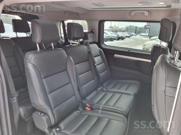 Melns Peugeot Traveller 2019 Rīga, ar dzinēja tilpumu 2.00 L un nobraukumu 89 tūkst. km par 23500 €, foto 7 vietnē AUTOMOTO.COM.LV