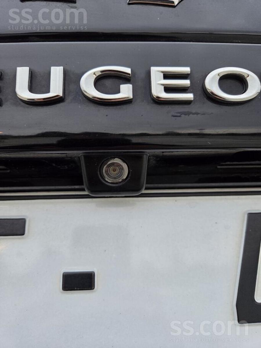 Melns Peugeot Traveller 2019 Rīga, ar dzinēja tilpumu 2.00 L un nobraukumu 196 tūkst. km par 21000 €, foto 8 vietnē AUTOMOTO.COM.LV