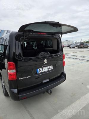 Melns Peugeot Traveller 2019 Rīga, ar dzinēja tilpumu 2.00 L un nobraukumu 196 tūkst. km par 21000 €, foto 10 vietnē AUTOMOTO.COM.LV