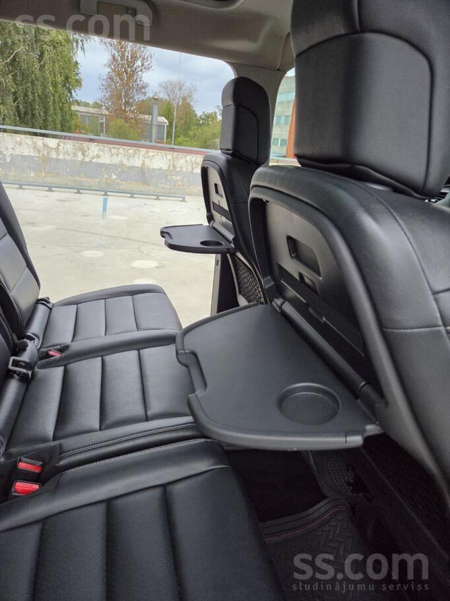 Melns Peugeot Traveller 2019 Rīga, ar dzinēja tilpumu 2.00 L un nobraukumu 196 tūkst. km par 21000 €, foto 11 vietnē AUTOMOTO.COM.LV