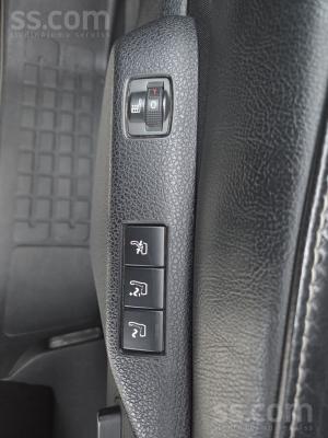 Melns Peugeot Traveller 2019 Rīga, ar dzinēja tilpumu 2.00 L un nobraukumu 196 tūkst. km par 21000 €, foto 15 vietnē AUTOMOTO.COM.LV