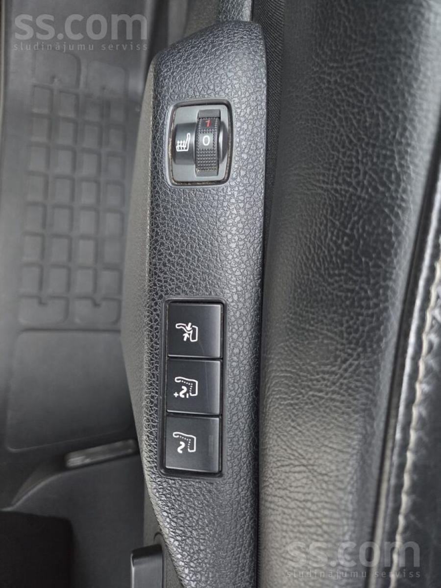 Melns Peugeot Traveller 2019 Rīga, ar dzinēja tilpumu 2.00 L un nobraukumu 196 tūkst. km par 21000 €, foto 15 vietnē AUTOMOTO.COM.LV