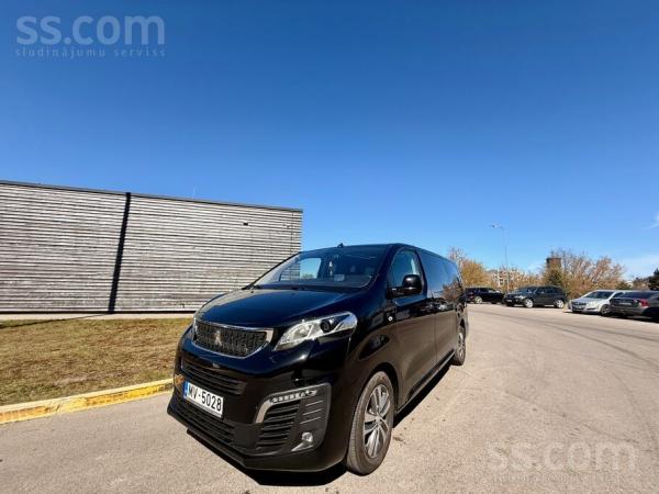 Black Peugeot Traveller 2021 in Riga, with an engine capacity of 2.00 L and mileage of 134 thousand km for 25900 €, photo 3 on AUTOMOTO.COM.LV