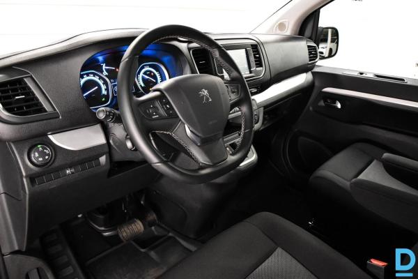 Melns Peugeot Traveller 2023 Rīga, ar dzinēja tilpumu 0.00 L un nobraukumu 5 tūkst. km par 27490 €, foto 5 vietnē AUTOMOTO.COM.LV
