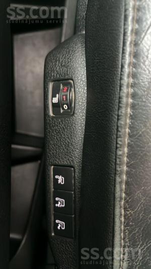 Melns Peugeot Traveller 2017 Rīga, ar dzinēja tilpumu 2.00 L un nobraukumu 220 tūkst. km par 17500 €, foto 10 vietnē AUTOMOTO.COM.LV