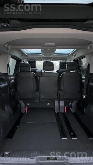 Melns Peugeot Traveller 2017 Rīga, ar dzinēja tilpumu 2.00 L un nobraukumu 220 tūkst. km par 17500 €, foto 13 vietnē AUTOMOTO.COM.LV