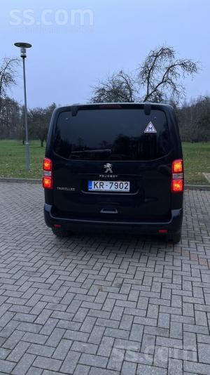 Melns Peugeot Traveller 2017 Rīga, ar dzinēja tilpumu 2.00 L un nobraukumu 217 tūkst. km par 18600 €, foto 5 vietnē AUTOMOTO.COM.LV