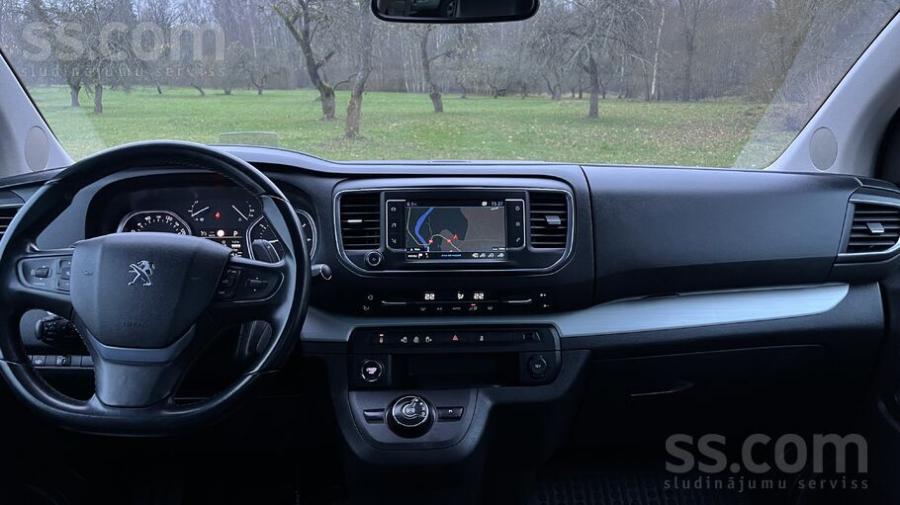 Melns Peugeot Traveller 2017 Rīga, ar dzinēja tilpumu 2.00 L un nobraukumu 217 tūkst. km par 18600 €, foto 7 vietnē AUTOMOTO.COM.LV