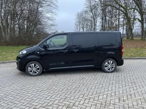 Melns Peugeot Traveller 2017 Rīga, ar dzinēja tilpumu 2.00 L un nobraukumu 217 tūkst. km par 18600 €, foto 16 vietnē AUTOMOTO.COM.LV