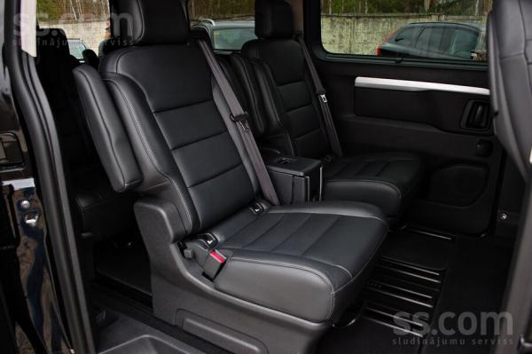 Melns Peugeot Traveller 2018 Tukums, ar dzinēja tilpumu 2.00 L un nobraukumu 218 tūkst. km par 20900 €, foto 6 vietnē AUTOMOTO.COM.LV