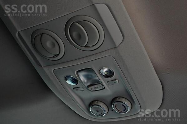 Melns Peugeot Traveller 2018 Tukums, ar dzinēja tilpumu 2.00 L un nobraukumu 218 tūkst. km par 20900 €, foto 10 vietnē AUTOMOTO.COM.LV