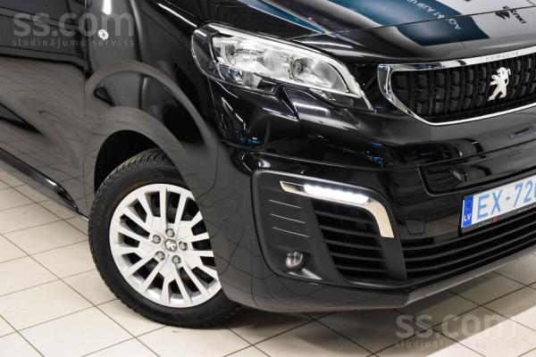 Melns Peugeot Traveller 2023 Rīga, ar dzinēja tilpumu 2.00 L un nobraukumu 5 tūkst. km par 27490 €, foto 8 vietnē AUTOMOTO.COM.LV