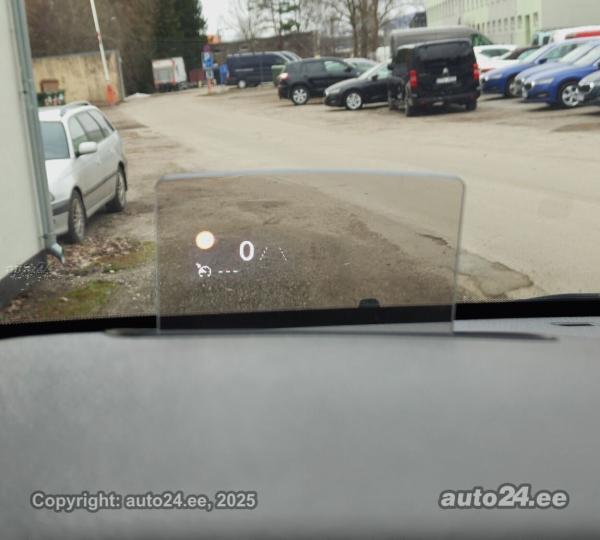 Melns Peugeot Traveller 2017 Tallina, ar dzinēja tilpumu 2.00 L un nobraukumu 289 tūkst. km par 24890 €, foto 11 vietnē AUTOMOTO.COM.LV