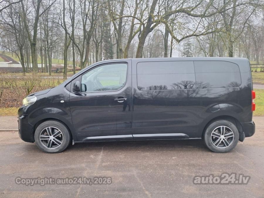 Melns Peugeot Traveller 2017 Kuresāre, ar dzinēja tilpumu 1.90 L un nobraukumu 320 tūkst. km par 15000 €, foto 3 vietnē AUTOMOTO.COM.LV