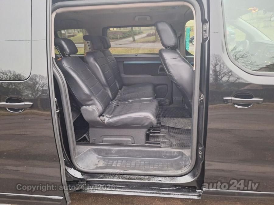Melns Peugeot Traveller 2017 Kuresāre, ar dzinēja tilpumu 1.90 L un nobraukumu 320 tūkst. km par 15000 €, foto 8 vietnē AUTOMOTO.COM.LV