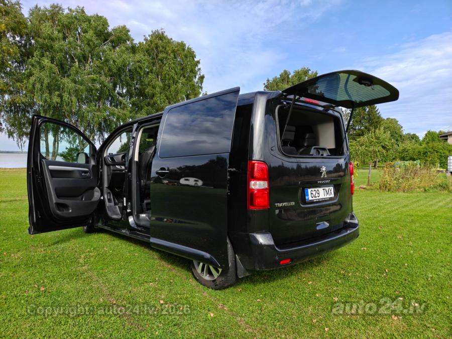 Melns Peugeot Traveller 2017 Tallina, ar dzinēja tilpumu 2.00 L un nobraukumu 88 tūkst. km par 26500 €, foto 14 vietnē AUTOMOTO.COM.LV