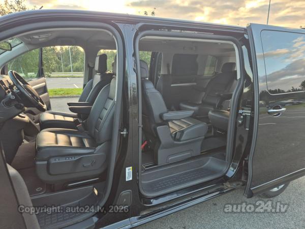 Black Peugeot Traveller 2020 in Tallinn, with an engine capacity of 2.00 L and mileage of 206 thousand km for 22900 €, photo 8 on AUTOMOTO.COM.LV