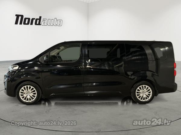 Melns Peugeot Traveller 2021 Tallina, ar dzinēja tilpumu 2.00 L un nobraukumu 139 tūkst. km par 24900 €, foto 5 vietnē AUTOMOTO.COM.LV