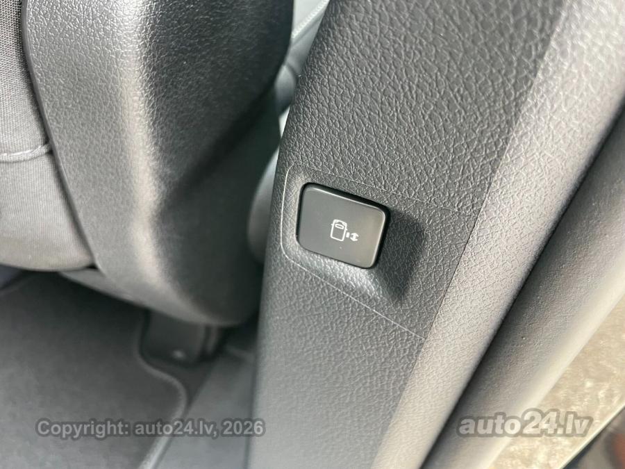 Melns Peugeot Traveller 2026 Tartu, ar dzinēja tilpumu 2.18 L un nobraukumu 0 tūkst. km par 49900 €, foto 5 vietnē AUTOMOTO.COM.LV