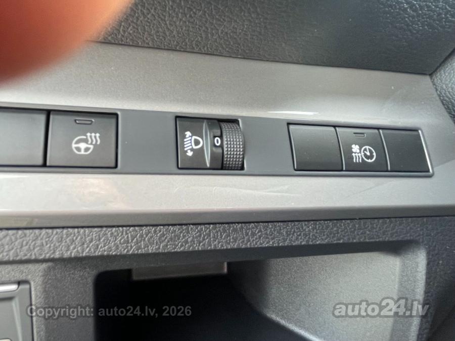Melns Peugeot Traveller 2026 Tartu, ar dzinēja tilpumu 2.18 L un nobraukumu 0 tūkst. km par 49900 €, foto 15 vietnē AUTOMOTO.COM.LV