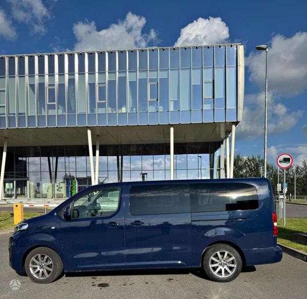 Blue Peugeot Traveller 2018 in Vilnius, with an engine capacity of 2.00 L and mileage of 236 thousand km for 13500 €, photo 5 on AUTOMOTO.COM.LV