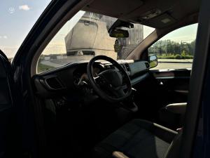 Blue Peugeot Traveller 2018 in Vilnius, with an engine capacity of 2.00 L and mileage of 236 thousand km for 13500 €, photo 12 on AUTOMOTO.COM.LV