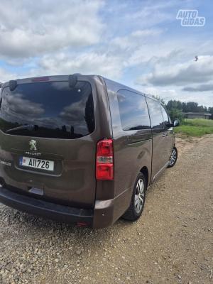 Brown Peugeot Traveller 2017 in Kaunas, with an engine capacity of 2.00 L and mileage of 575 thousand km for 9800 €, photo 5 on AUTOMOTO.COM.LV