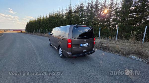 Brūns Peugeot Traveller 2018 Tallina, ar dzinēja tilpumu 2.00 L un nobraukumu 158 tūkst. km par 25900 €, foto 3 vietnē AUTOMOTO.COM.LV