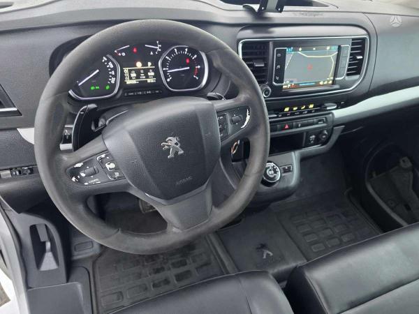 Pelēks Peugeot Traveller 2016 Marijampole, ar dzinēja tilpumu 2.00 L un nobraukumu 309 tūkst. km par 8950 €, foto 10 vietnē AUTOMOTO.COM.LV
