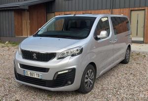 Grey Peugeot Traveller 2017 in Raseiniai, with an engine capacity of 1.60 L and mileage of 130 thousand km for 11450 €, photo  on AUTOMOTO.COM.LV