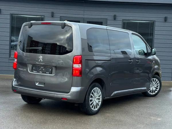 Pelēks Peugeot Traveller 2016 Jelgava, ar dzinēja tilpumu 2.00 L un nobraukumu 190 tūkst. km par 16450 €, foto 4 vietnē AUTOMOTO.COM.LV