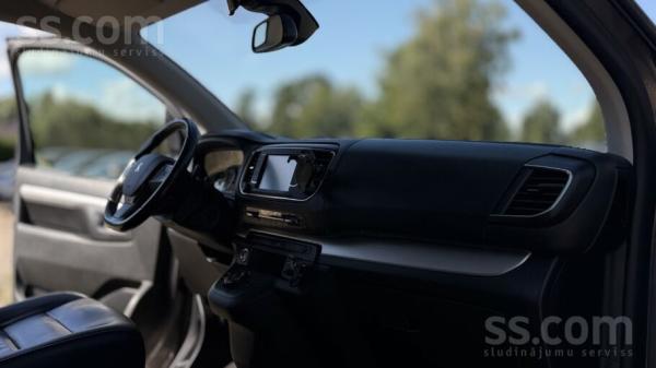 Pelēks Peugeot Traveller 2018 Jelgava, ar dzinēja tilpumu 2.00 L un nobraukumu 207 tūkst. km par 16590 €, foto 8 vietnē AUTOMOTO.COM.LV