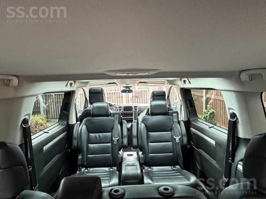 Pelēks Peugeot Traveller 2019 Jelgava, ar dzinēja tilpumu 2.00 L un nobraukumu 176 tūkst. km par 22500 €, foto 9 vietnē AUTOMOTO.COM.LV