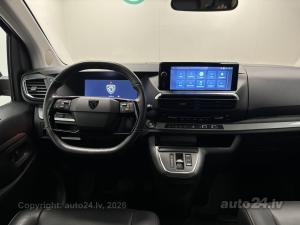 Grey Peugeot Traveller 2025 in Tallinn, with an engine capacity of 2.00 L and mileage of 48 thousand km for 44900 €, photo 7 on AUTOMOTO.COM.LV