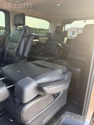 Peugeot Traveller 2019 Rīga, ar dzinēja tilpumu 2.00 L un nobraukumu 130 tūkst. km par 26700 €, foto 13 vietnē AUTOMOTO.COM.LV