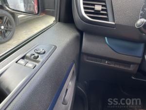 Oranžs Peugeot Traveller 2016 Talsi, ar dzinēja tilpumu 2.00 L un nobraukumu 162 tūkst. km par 17500 €, foto 17 vietnē AUTOMOTO.COM.LV