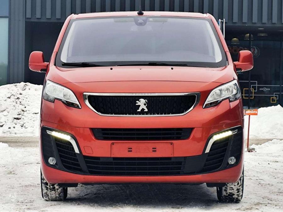 Red Peugeot Traveller 2017 in Siauliai, with an engine capacity of 1.56 L and mileage of 265 thousand km for 13290 €, photo 2 on AUTOMOTO.COM.LV