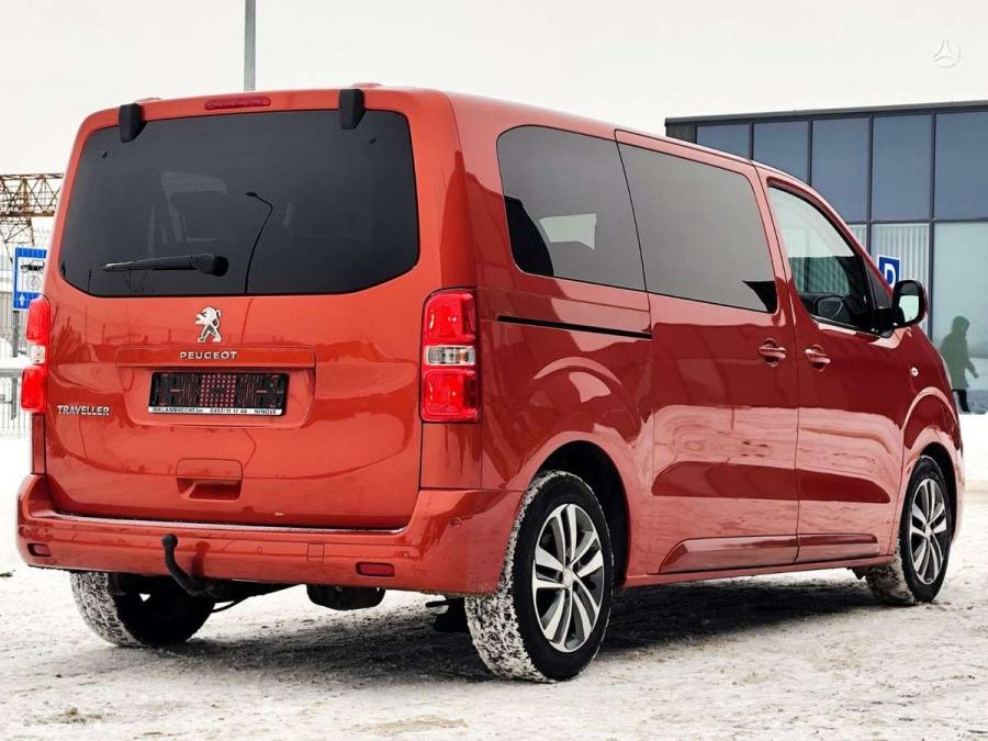 Red Peugeot Traveller 2017 in Siauliai, with an engine capacity of 1.56 L and mileage of 265 thousand km for 13290 €, photo 5 on AUTOMOTO.COM.LV