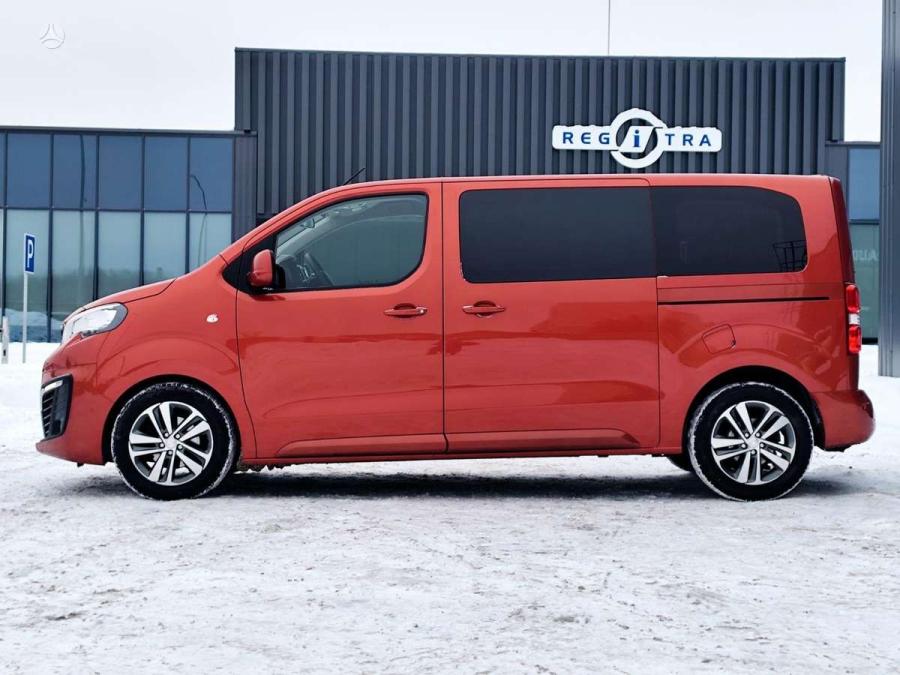 Red Peugeot Traveller 2017 in Siauliai, with an engine capacity of 1.56 L and mileage of 265 thousand km for 13290 €, photo 7 on AUTOMOTO.COM.LV