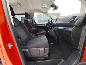 Red Peugeot Traveller 2017 in Siauliai, with an engine capacity of 1.56 L and mileage of 265 thousand km for 13290 €, photo 17 on AUTOMOTO.COM.LV