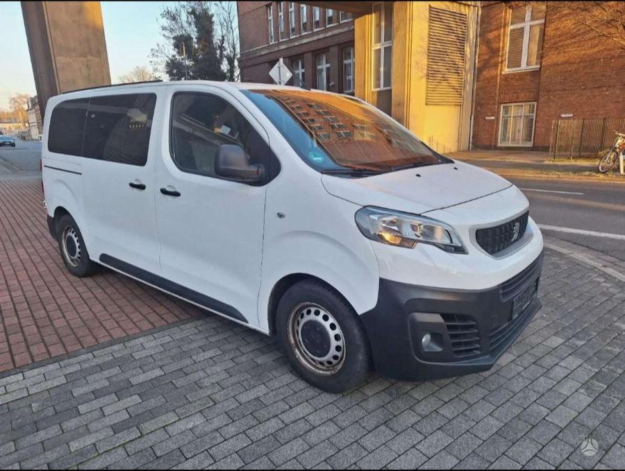 Balts Peugeot Traveller 2018 Šauļi, ar dzinēja tilpumu 1.60 L un nobraukumu 201 tūkst. km par 11900 €, foto 1 vietnē AUTOMOTO.COM.LV