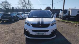 White Peugeot Traveller 2018 in Klaipeda, with an engine capacity of 2.00 L and mileage of 260 thousand km for 13900 €, photo 4 on AUTOMOTO.COM.LV