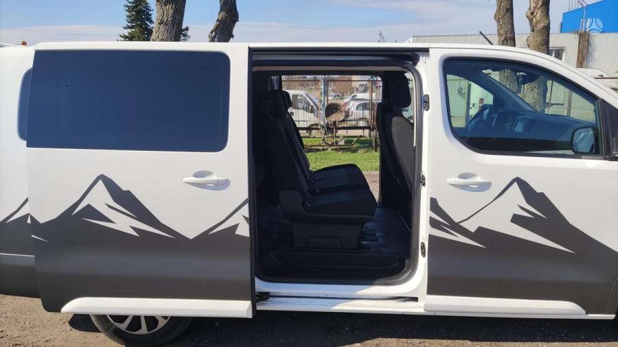 White Peugeot Traveller 2018 in Klaipeda, with an engine capacity of 2.00 L and mileage of 260 thousand km for 13900 €, photo 15 on AUTOMOTO.COM.LV