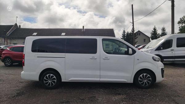 Balts Peugeot Traveller 2018 Klaipėda, ar dzinēja tilpumu 2.00 L un nobraukumu 260 tūkst. km par 14300 €, foto 9 vietnē AUTOMOTO.COM.LV