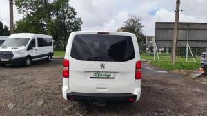 White Peugeot Traveller 2018 in Klaipeda, with an engine capacity of 2.00 L and mileage of 260 thousand km for 14300 €, photo 13 on AUTOMOTO.COM.LV