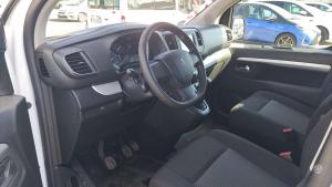 White Peugeot Traveller 2018 in Klaipeda, with an engine capacity of 2.00 L and mileage of 260 thousand km for 14300 €, photo 33 on AUTOMOTO.COM.LV