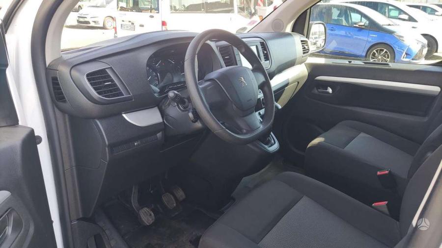 White Peugeot Traveller 2018 in Klaipeda, with an engine capacity of 2.00 L and mileage of 260 thousand km for 14300 €, photo 33 on AUTOMOTO.COM.LV